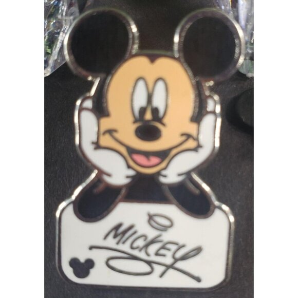Disney | Jewelry | Disney Mickey Mouse Trading Pin Hidden Mickey ...